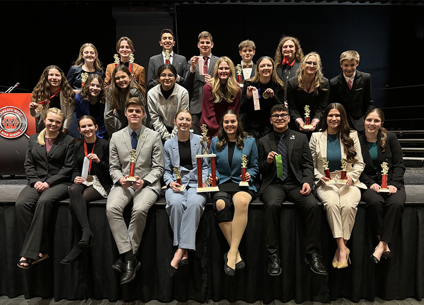 Speech team sees successful start | News, Sports, Jobs - Fairmont Sentinel